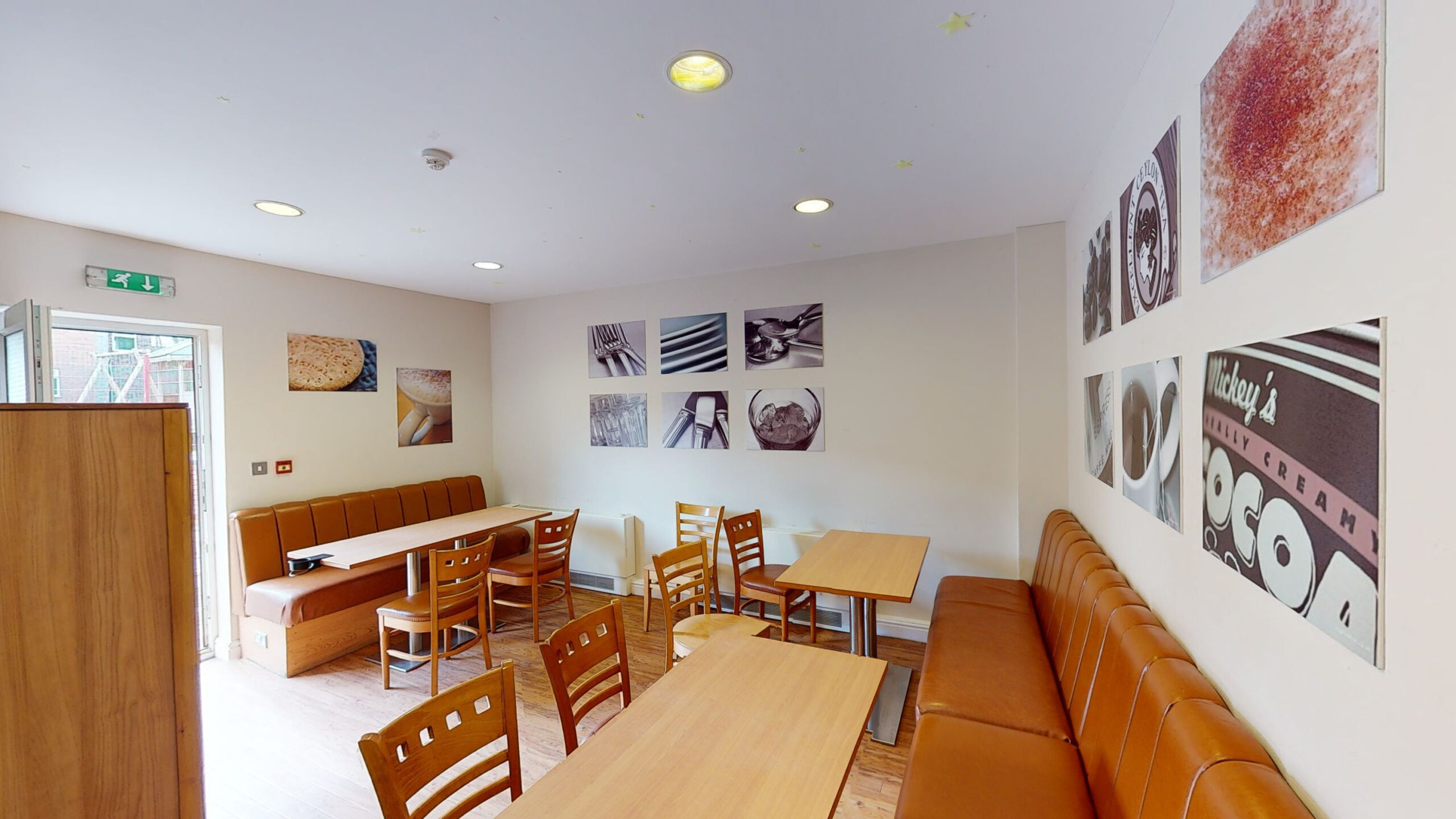 Options Barton – Bistro Area